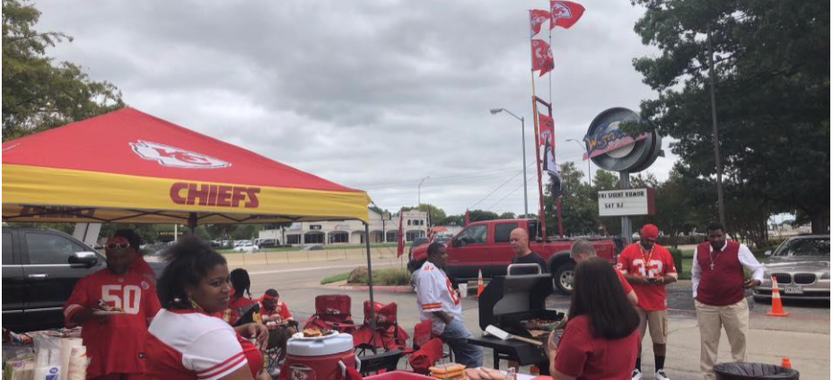 Top NFL Fan Clubs: Chiefs Fans of Dallas - FanWide Blog - Find Local ...
